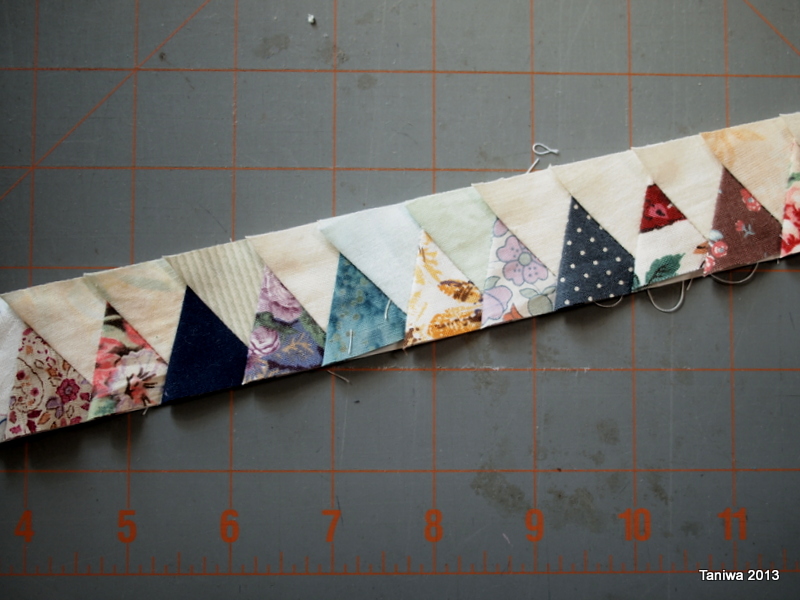 Taniwa: Paper piecing triangle strips