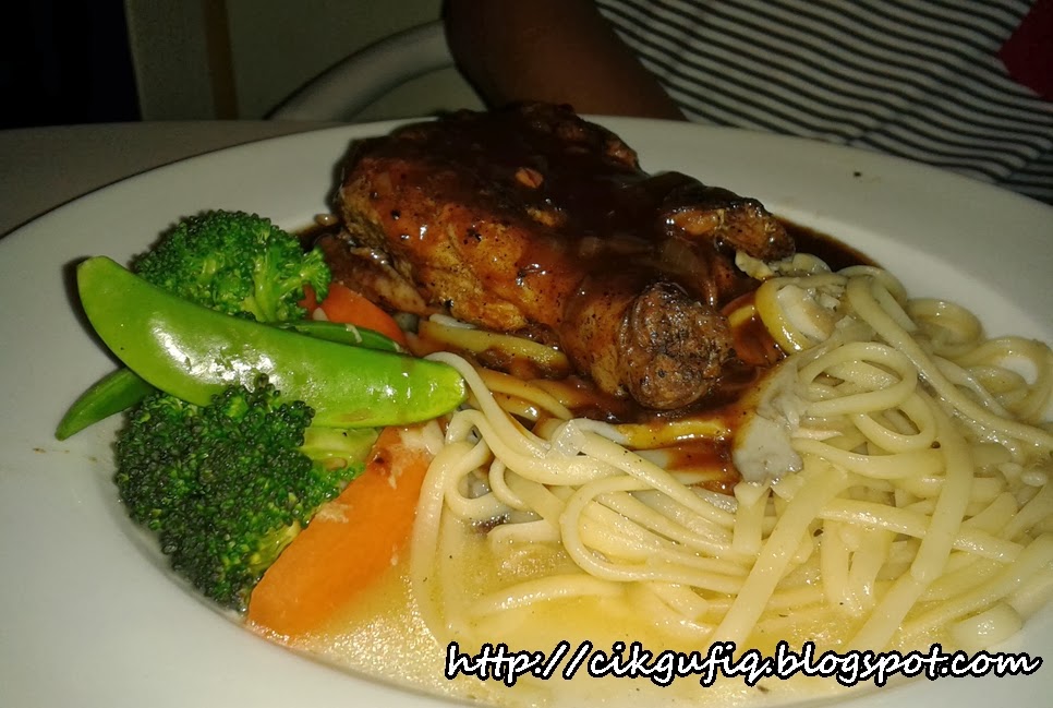 MAKAN-MAKAN DI SAHA COFFEE AND FRUIT BANTING | cikgufiq.blogspot.com