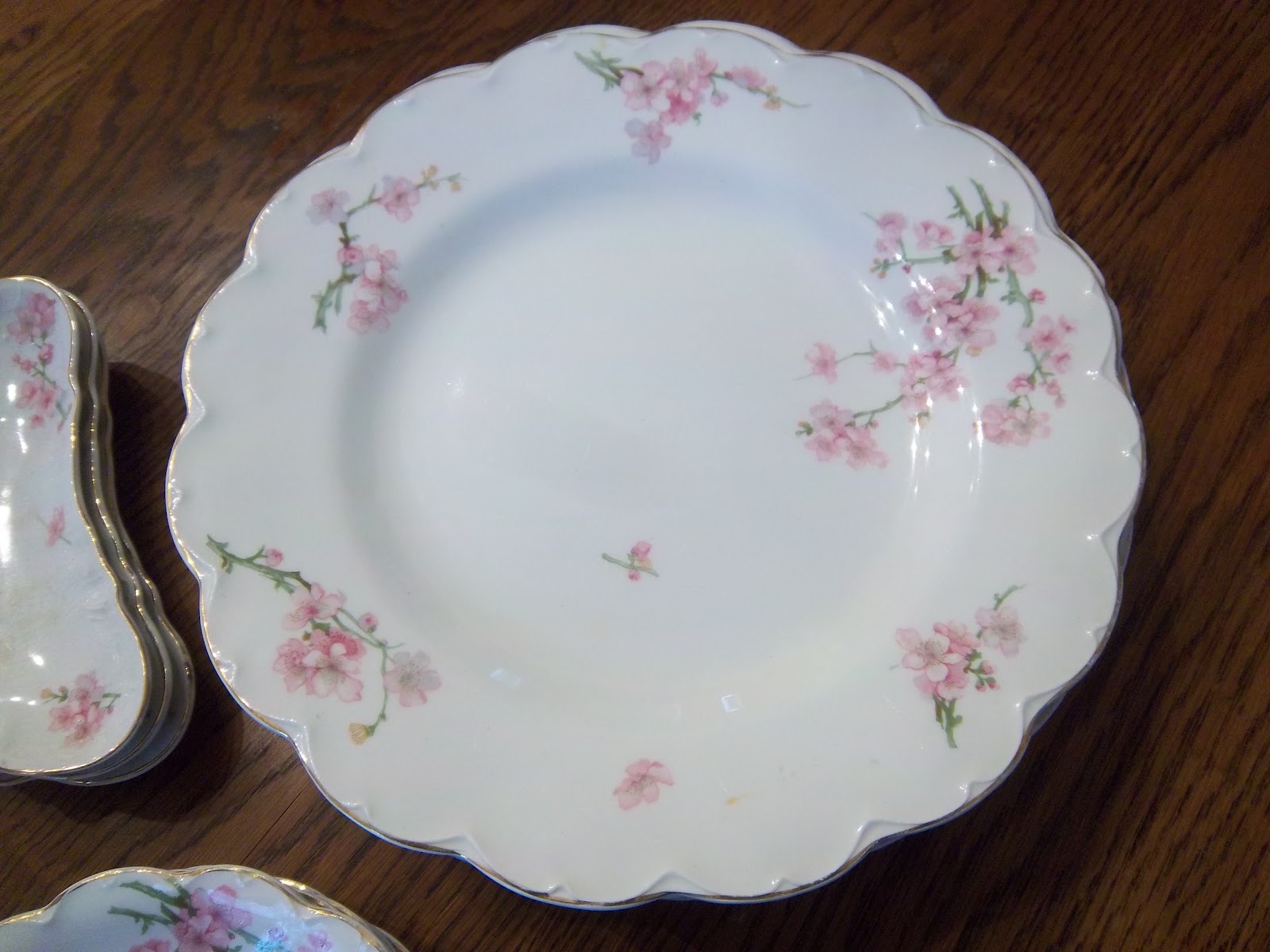 A Sentimental Life: Pink China for Pink Saturday