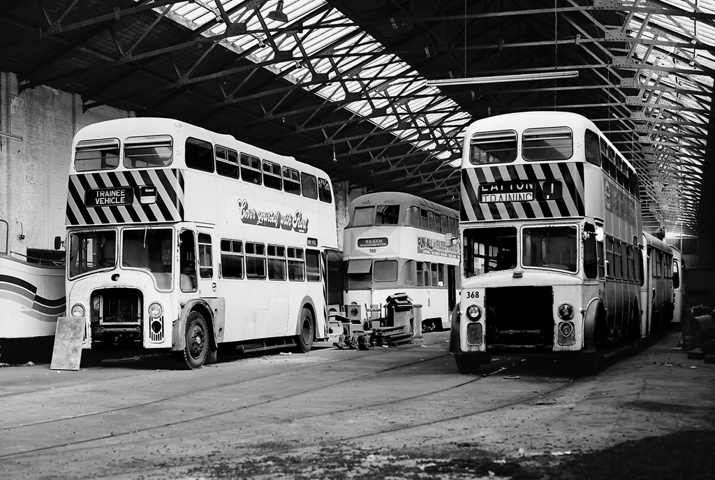 Fylde Bus Blog: Caution - Driver Under Instruction