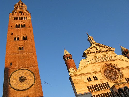 Frammenti di storia cremonese: Il Torrazzo