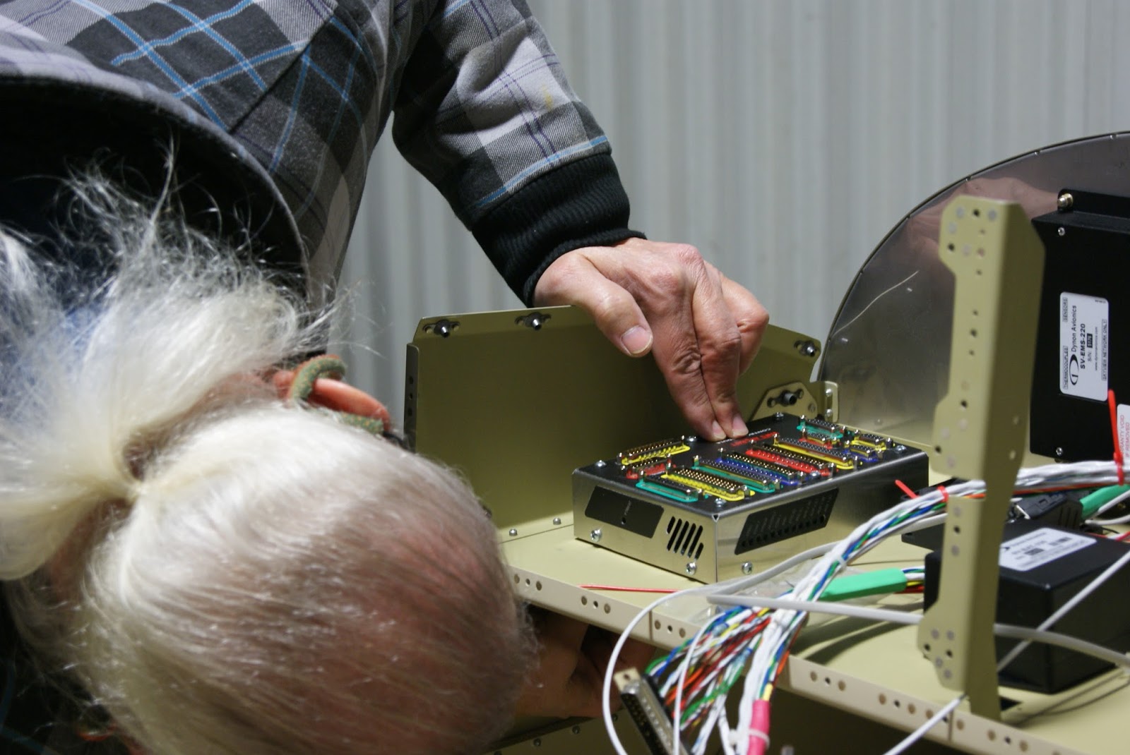 DOG Aviation John's RV-12 Blog: Instillation Of Goodies In The ...