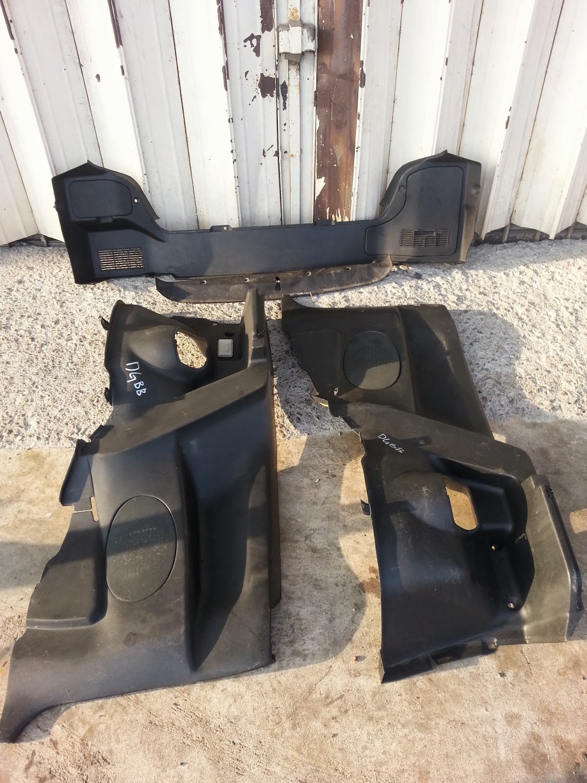 Dingz Garage: Satria Gti parts