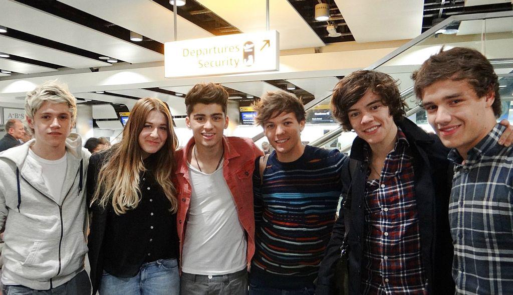 Jonas| Direction| News: One Direction con fans en el aeropuerto de Londres