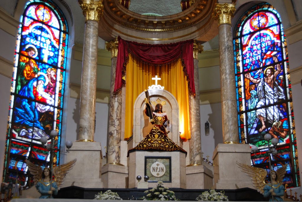 UNIVERSITY OF SANTO TOMAS GRAND ALUMNI: Black Nazarene of Quiapo