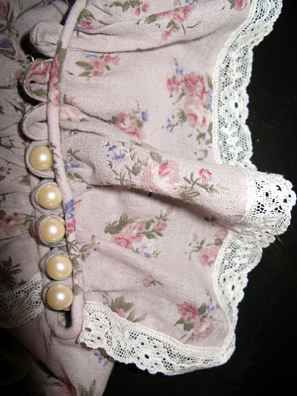 Watch This Lace - Winnie's modern librarian blouse - A Stitching Odyssey