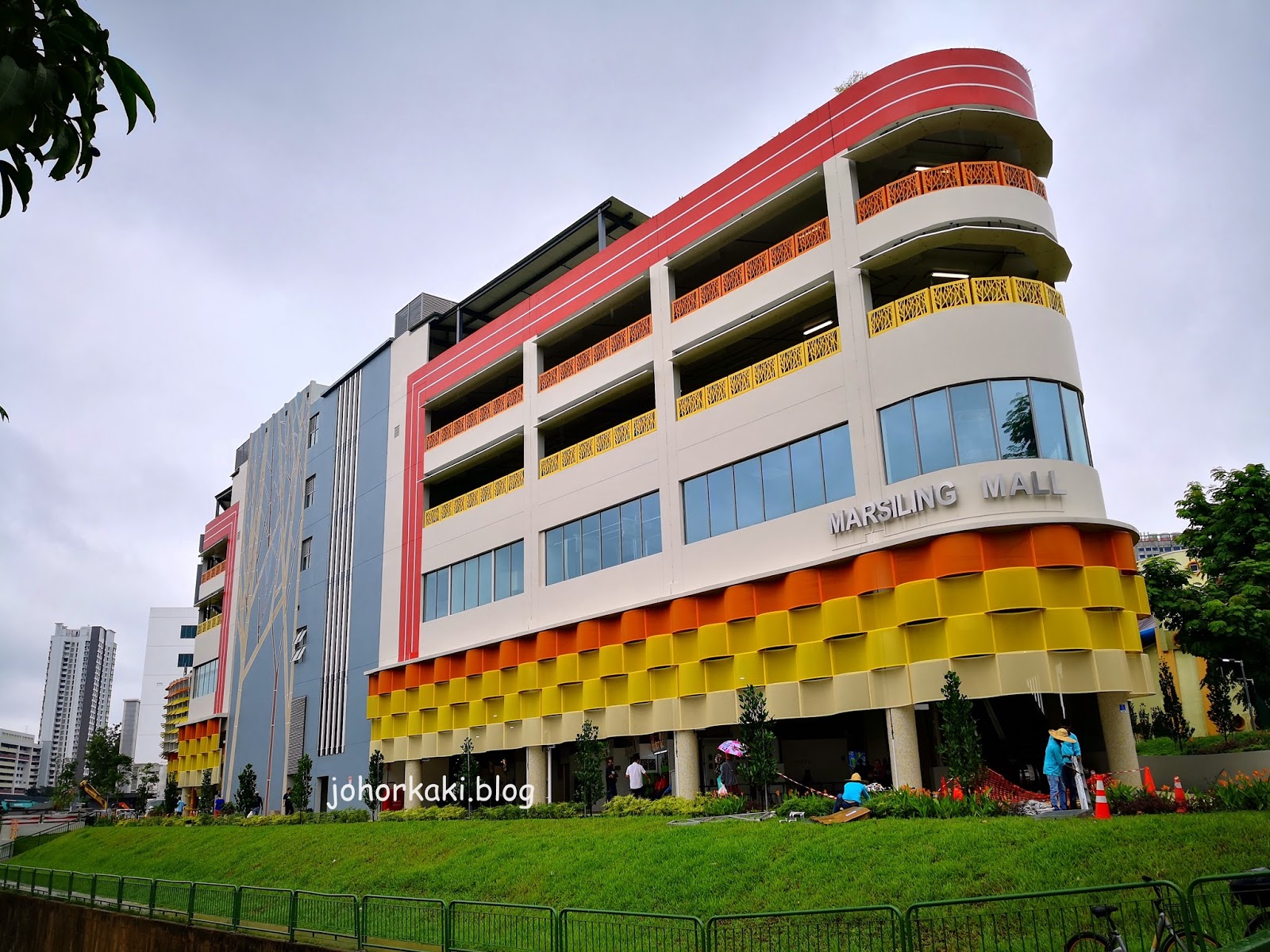 What to Eat @ Marsiling Mall >> Fu Shi Roasted. Wanton Mee 富市传统烧腊 |Tony ...