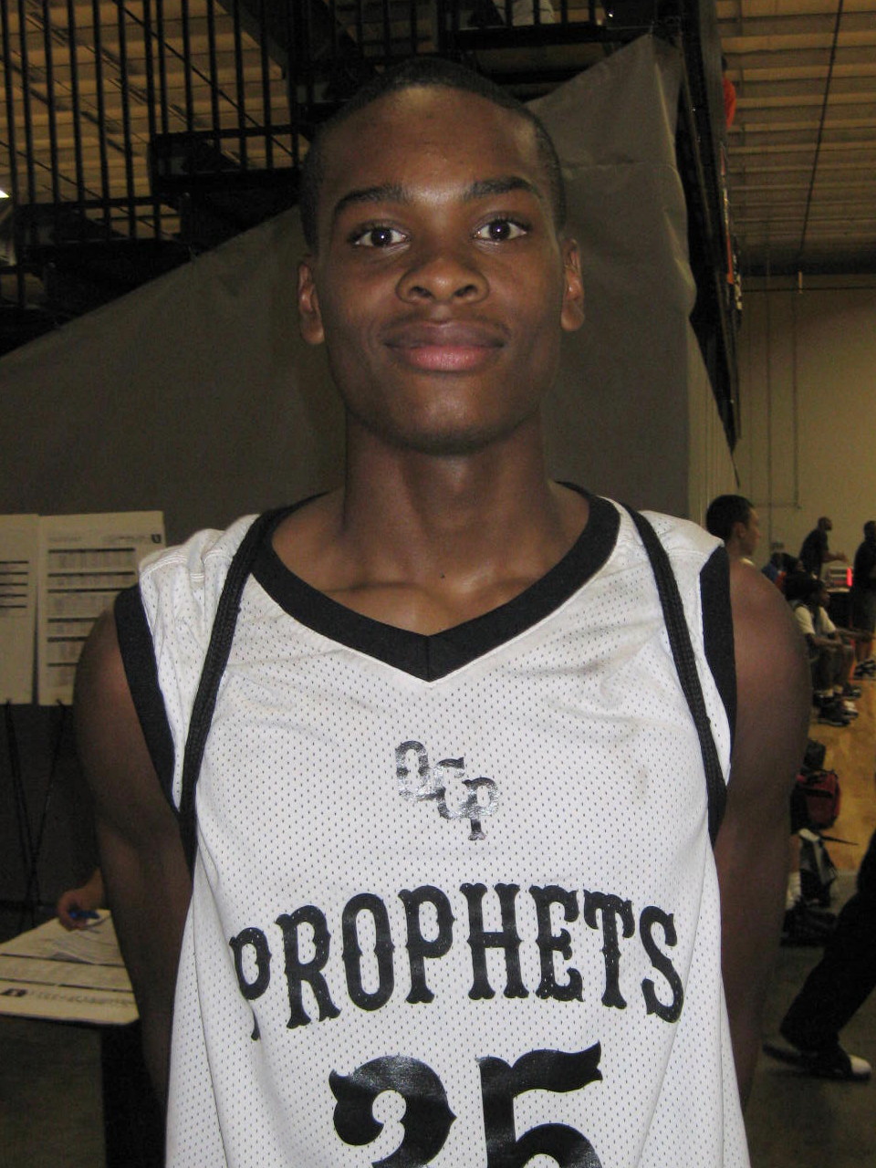 HoopRootz Player Profiles: Aaron Thomas - 6'4 SG - Brewster Academy