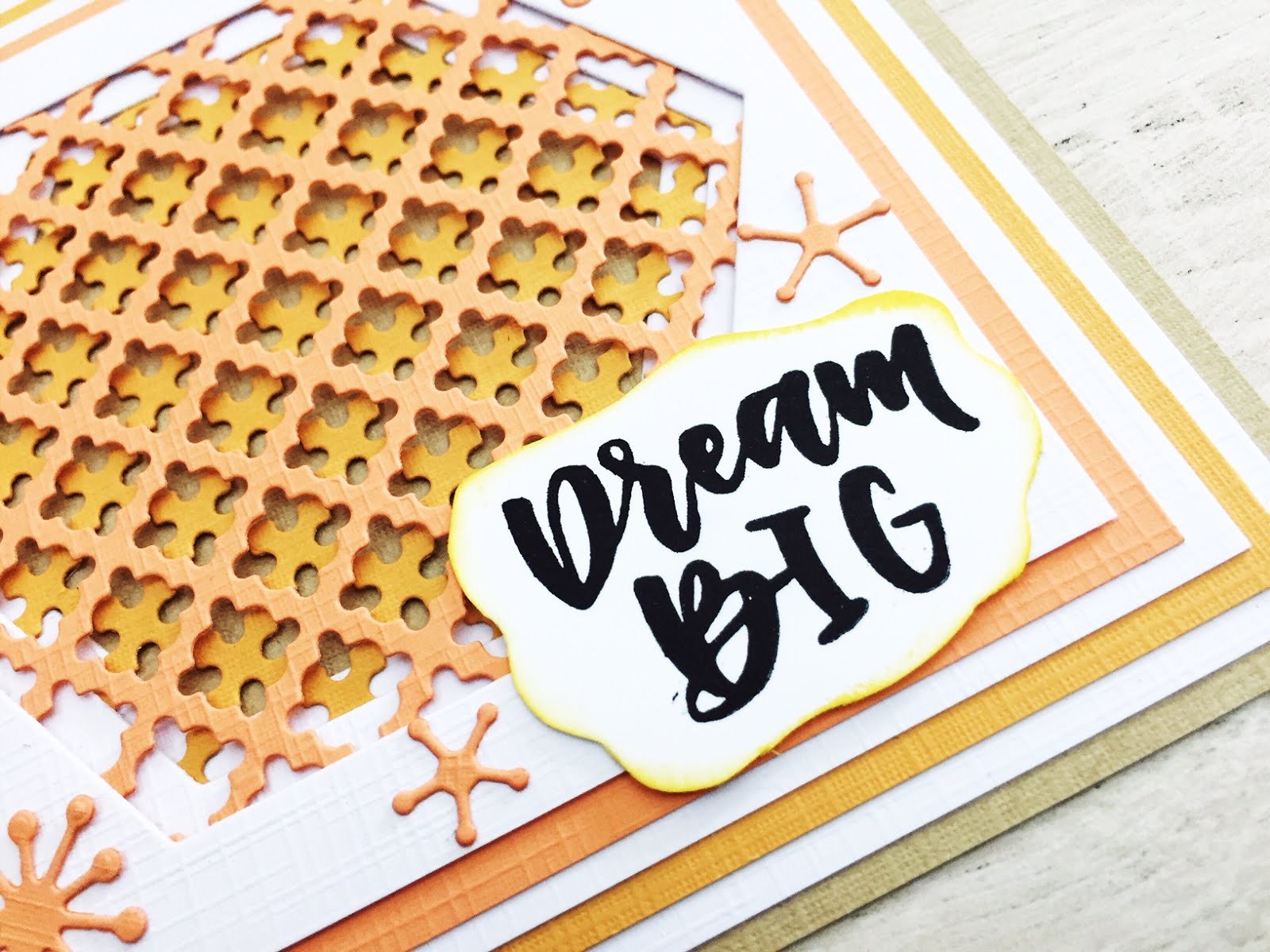 7 Ways to use one Background Die - Gerry's Craft Room