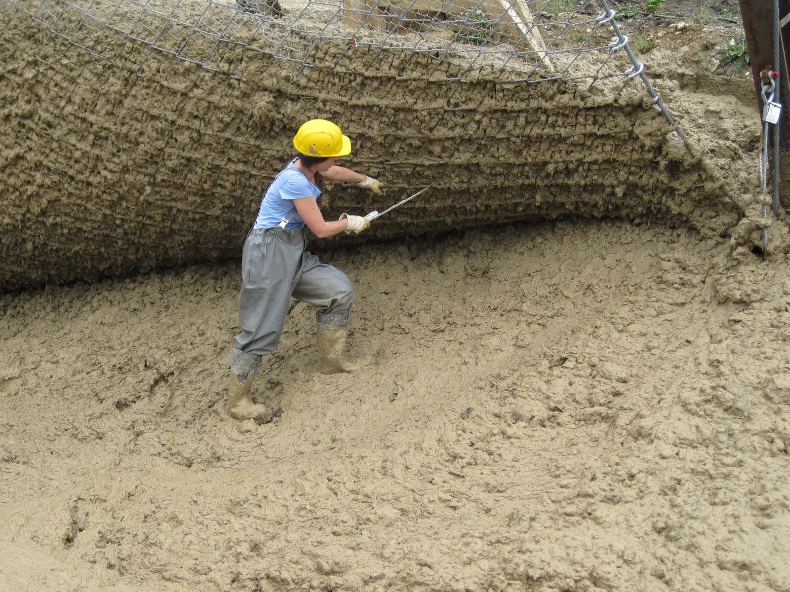 Inside the Debris Flow: Shallow landslide full-scale field test ...