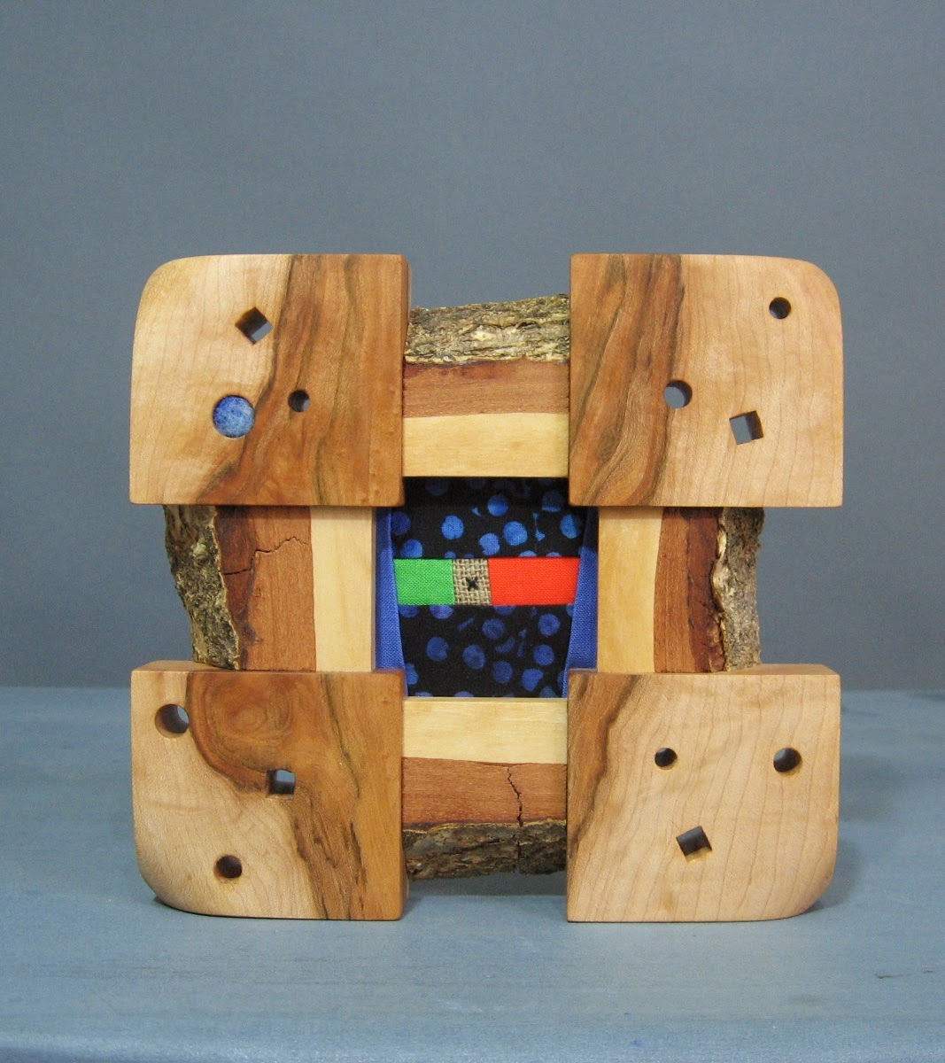 over the fence designs: MORE WORK ARRIVING AT ARTISTREE GALLERY