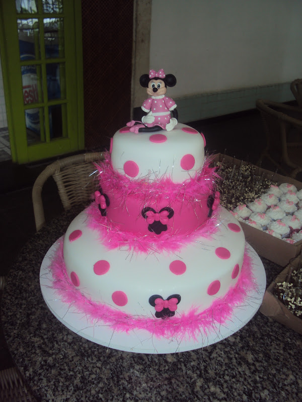 JASMIM DOCES E TORTAS: BOLO MINIE ROSA