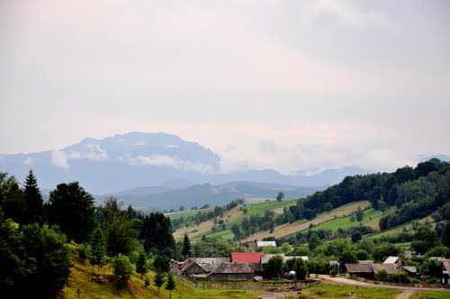 Intorsura Buzaului, Izvorul Buzaielor.: Barcani