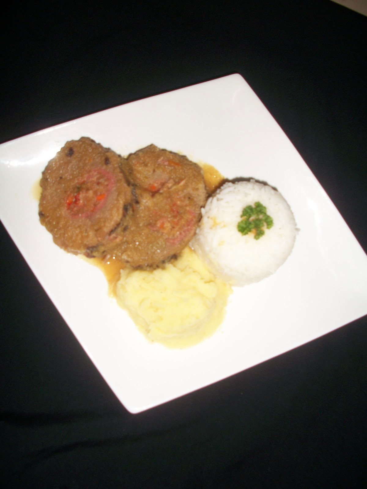 cocina del siglo XXI: Muchacho al vino relleno.