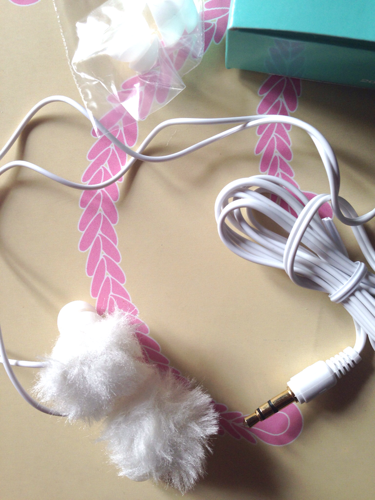 THE FASHIONAMY by Amanda Fashion blogger outfit, lifestyle, beauty ...