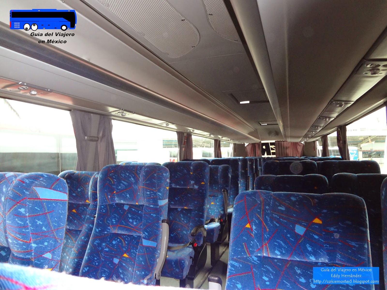 Viendo interiores de autobuses