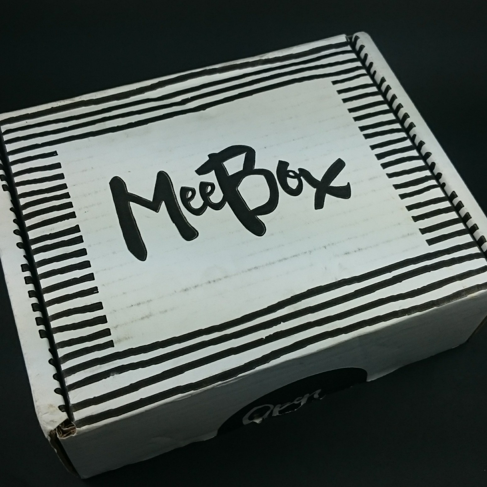 B Nailed To Perfection: Meebox UK Swatches and Review - August 2015