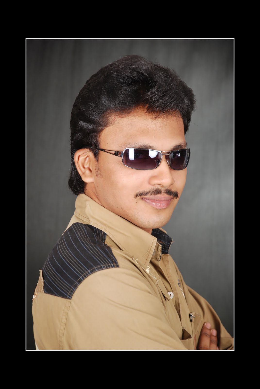 moviedreams: EXPERIENCED ACTOR V.A.KUMAR