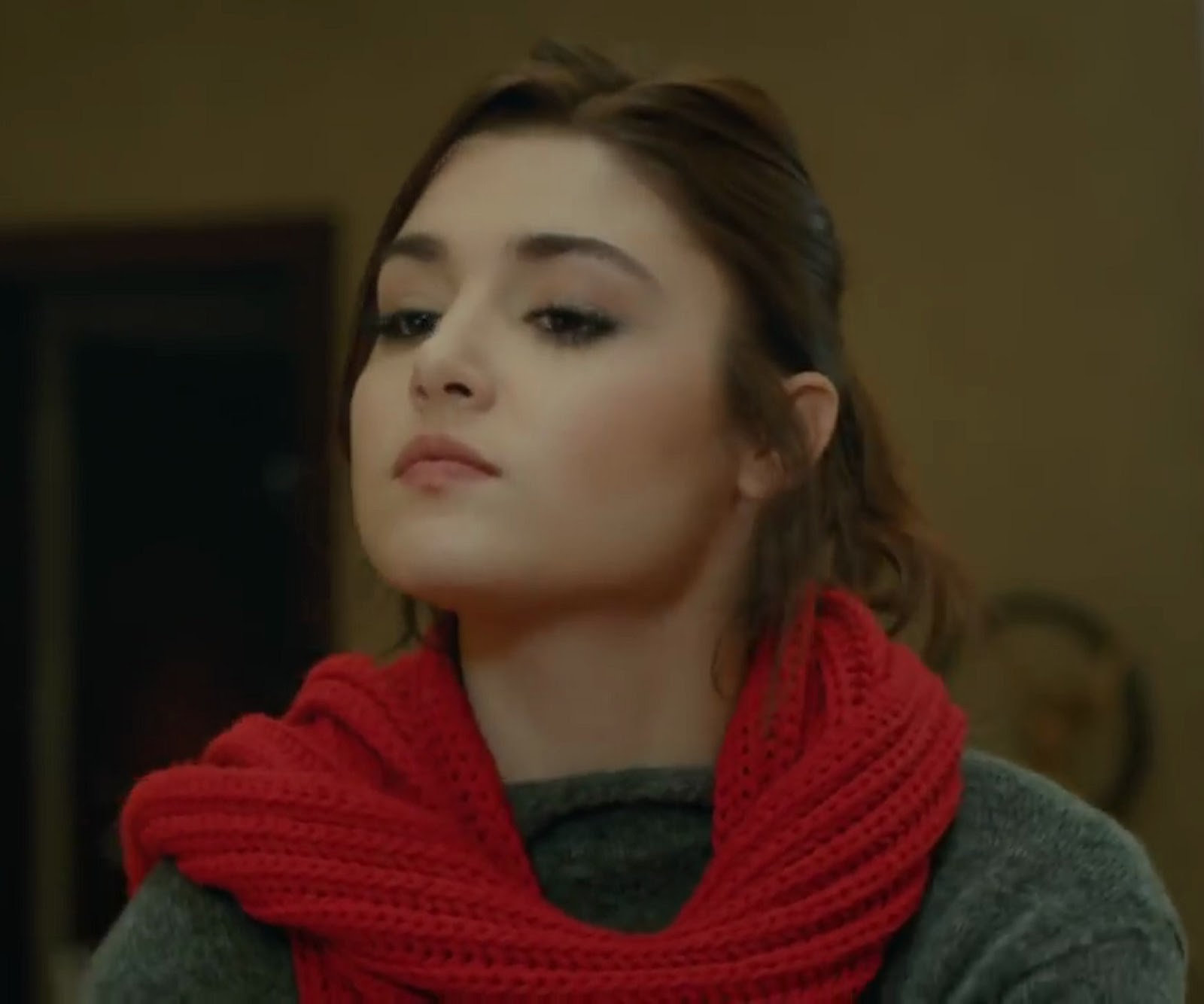 My TV Beauty: Miss Turkey Hande Ercel As Hayat Uzun In Turkish TV ...