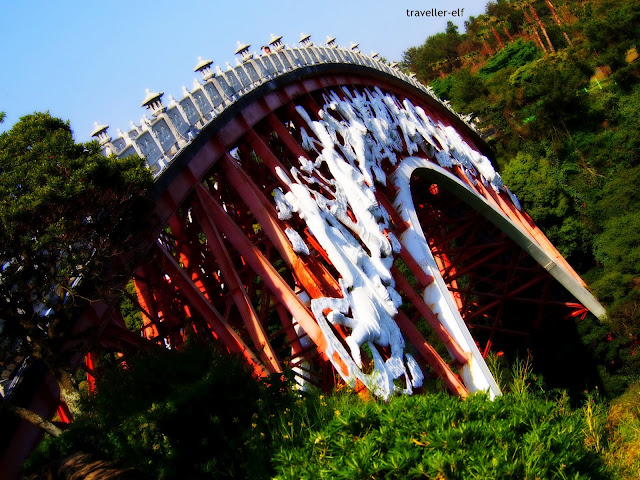 Cheonjeyeon Falls, Seonimgyo Bridge, Seaes Resort & E-Mart - Travellerelf
