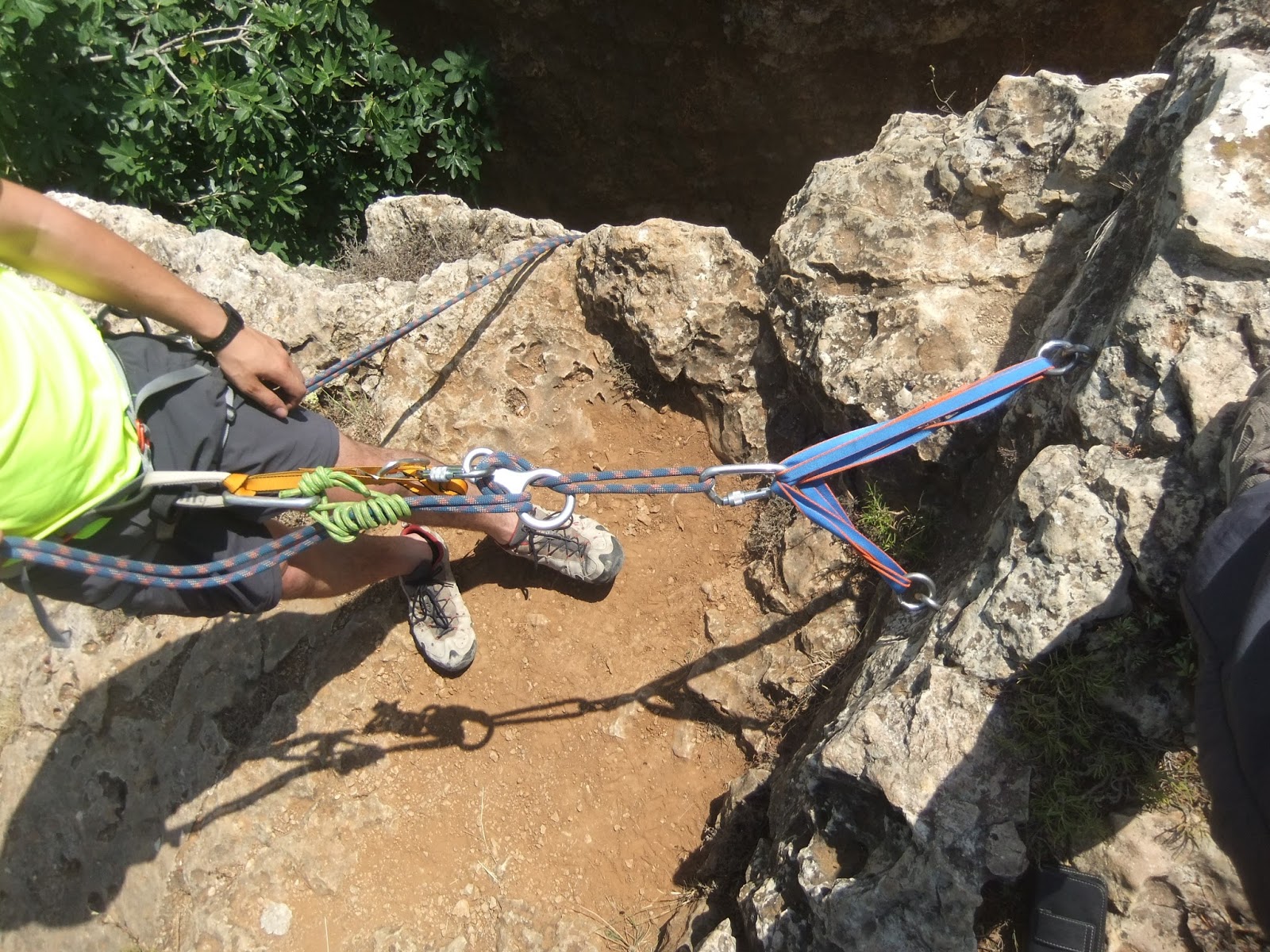 Alpinismo al Viento: Técnica: Descenso en rápel autoblocante