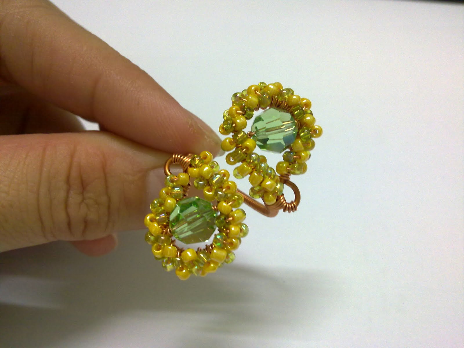 Emily Secret Passions: Free Tutorial ~ Wire Wrapped Beaded Adjustable Ring