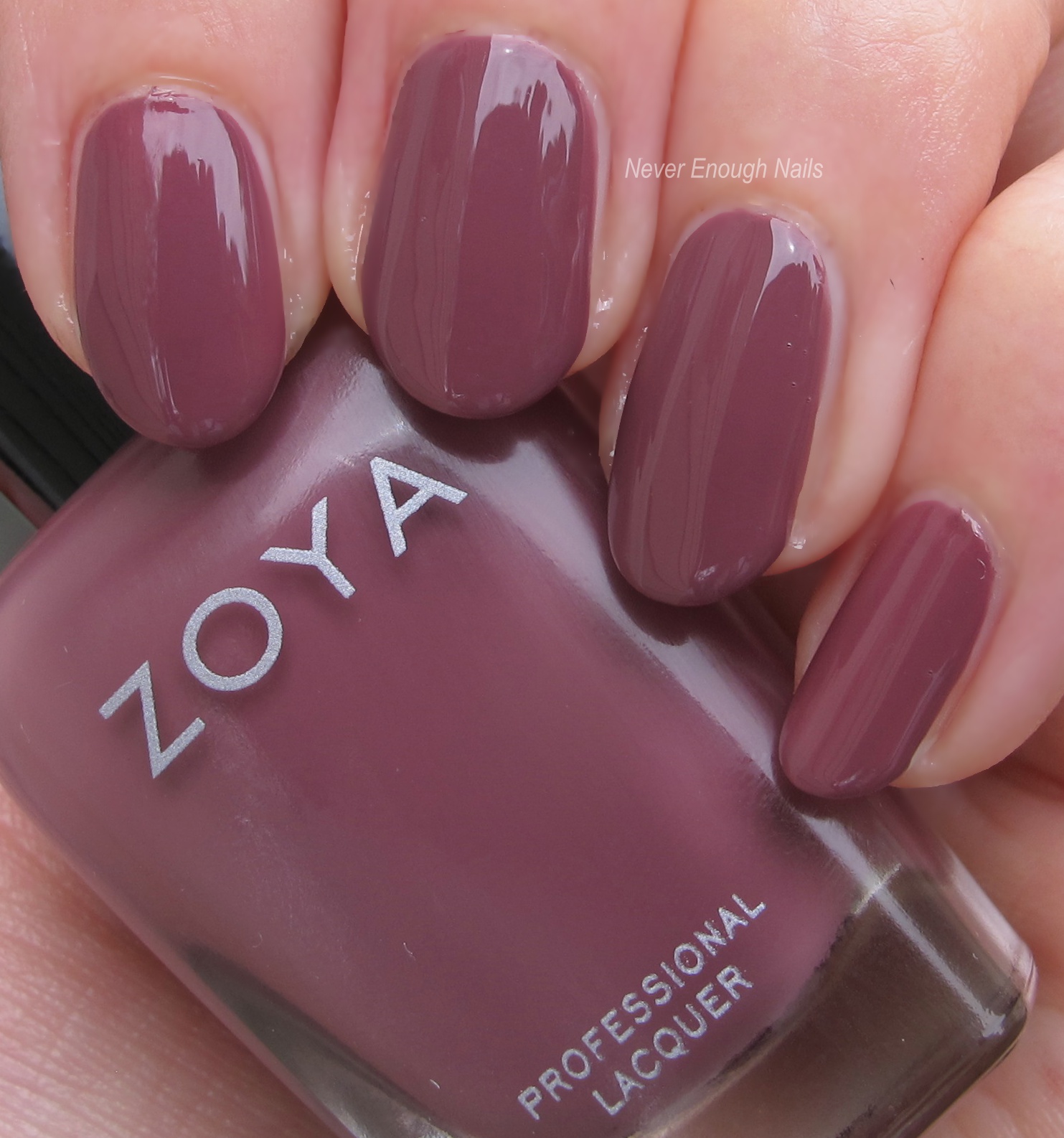 Never Enough Nails: Zoya Sophisticates Fall 2017 Swatches, Part 1!