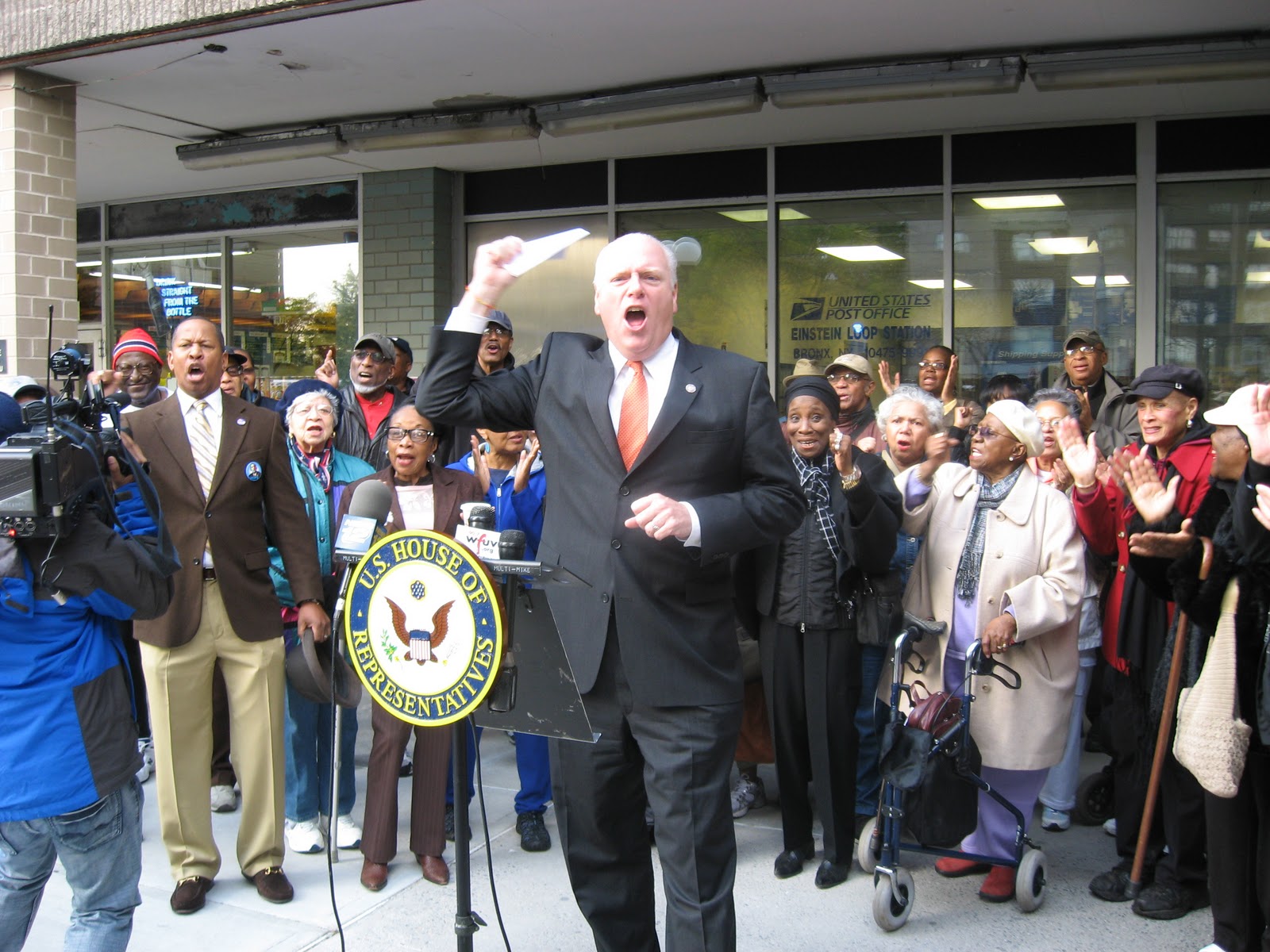 Bronx Press Politics: Bronx outraged over post office closings