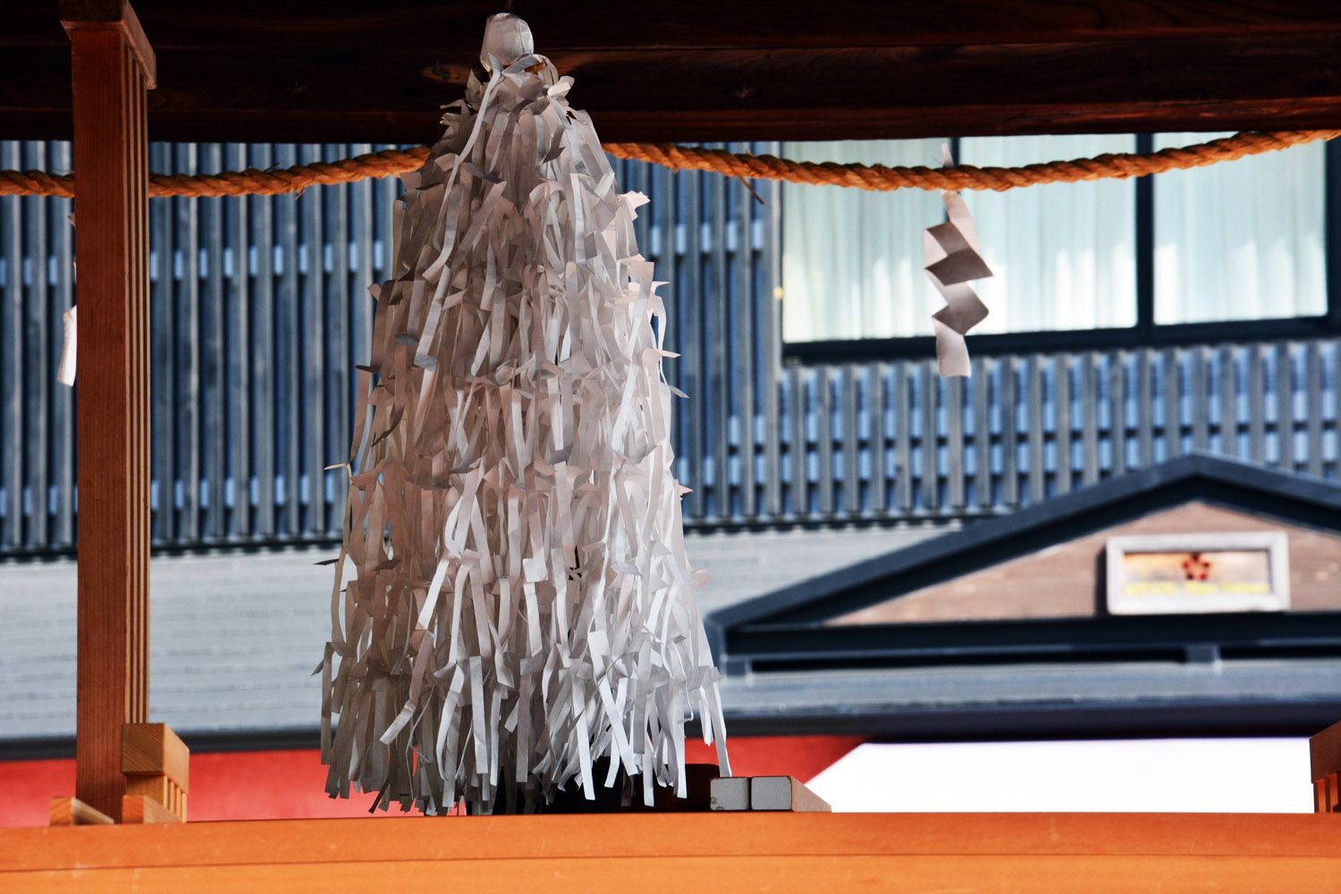 Poradnik. Przewodnik po shintoizmie dla zielonych - Z uśmiechem przez ...