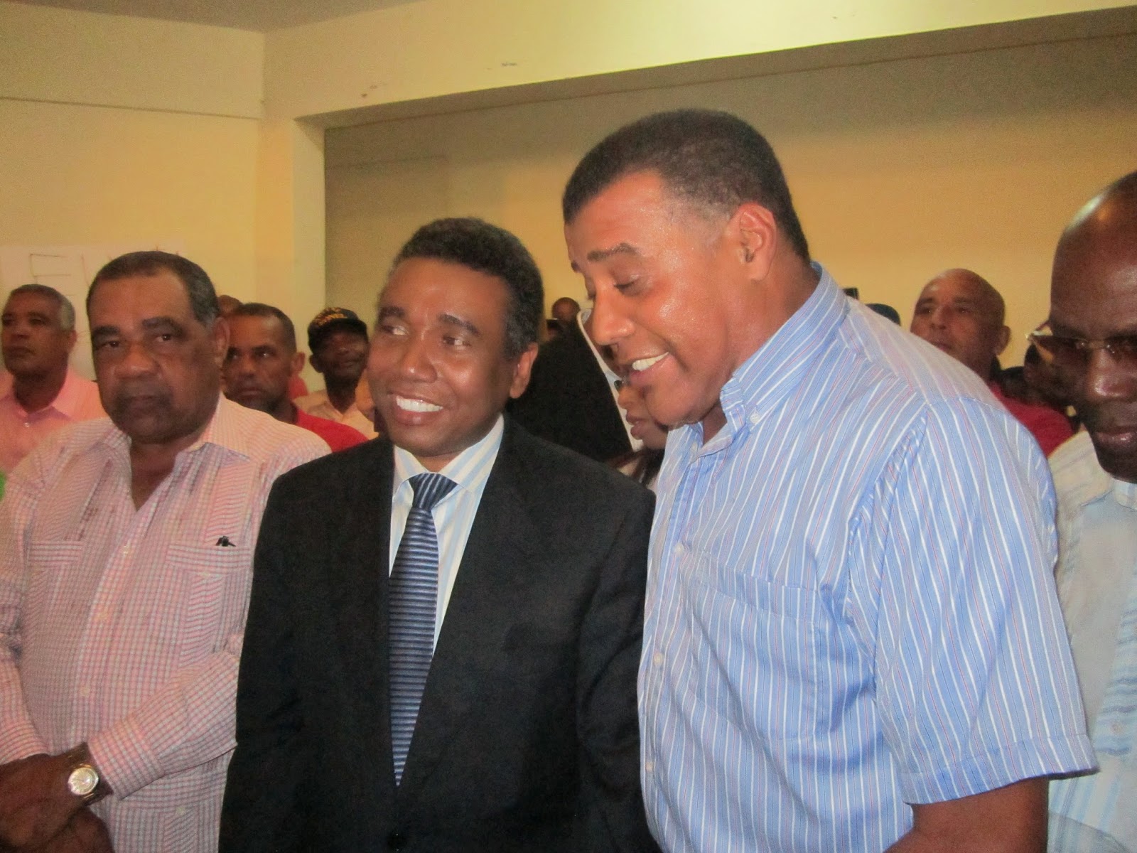 El Observa: MASIVA PROCLAMACIÓN DE LEONEL EN VILLA CONVOCADA POR FRANK ...