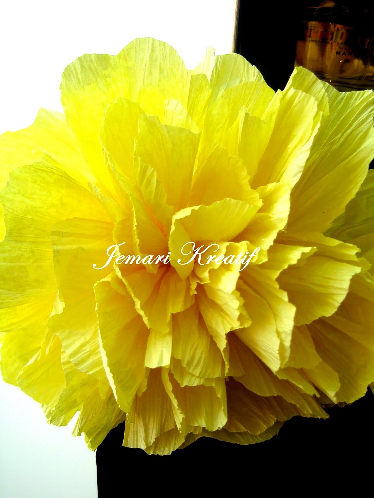 Jemari Kreatif Design: DIY - Bunga Kertas