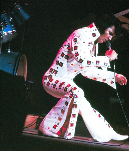 Chris Elvis Tribute Show: Elvis Presley's Jumpsuit Day