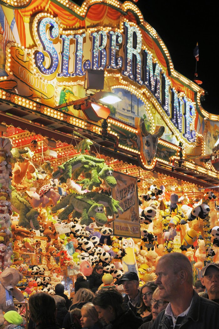 The Bremer Freimarkt In 21 Images | Wanderwings