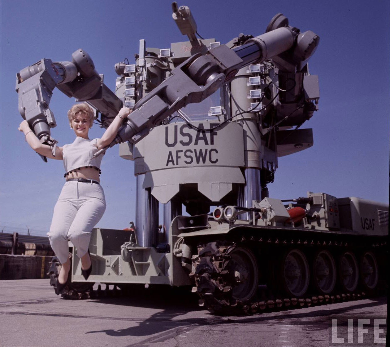 Alternate History Weekly Update: How to Write a Realistic Atompunk Timeline