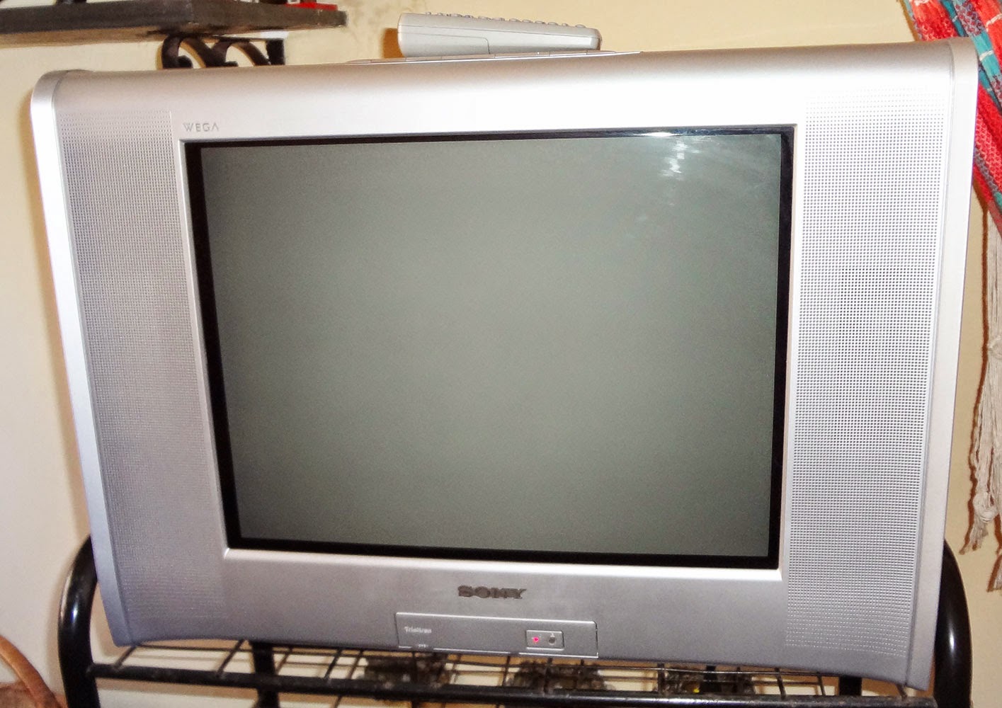 Blog Bazar dos Usados e NOVOS também: TV Sony Wega Tela Plana 29 Polegadas