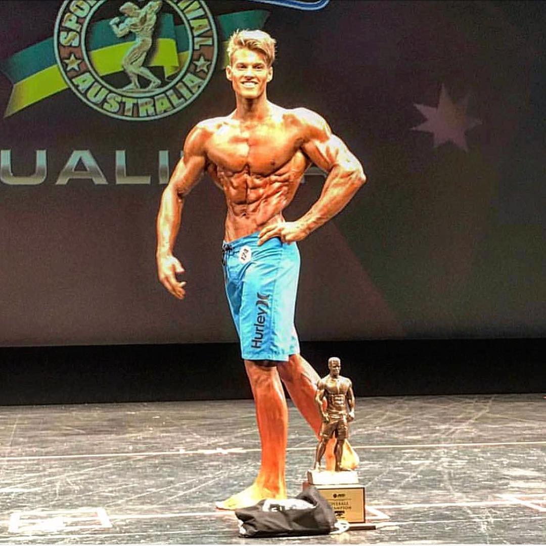 THE GOLDEN ERA IS BACK: NATURAL 21-YEAR-OLD ATHLETE WITH NO SKIN ...