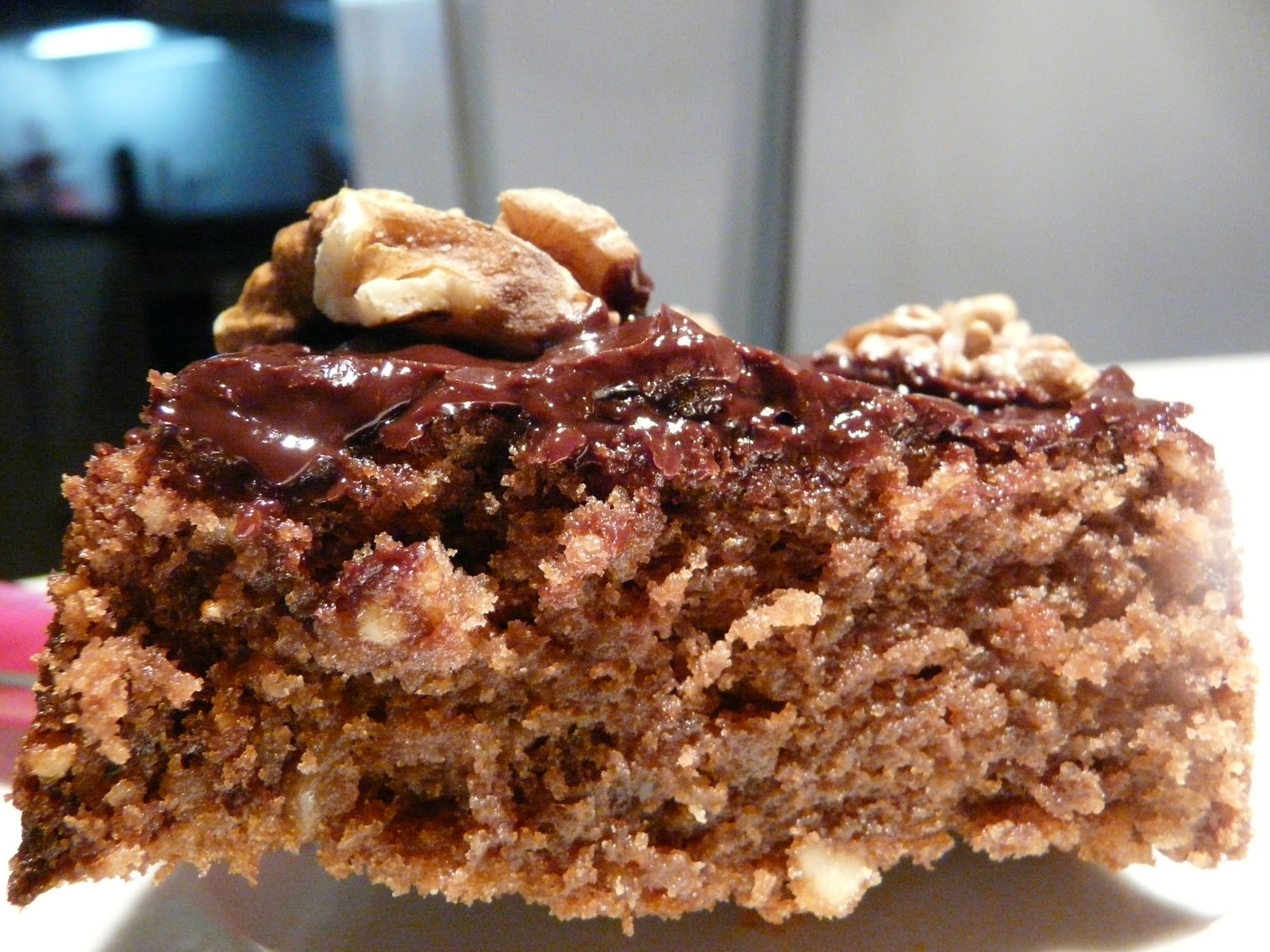 Délicieux cake aux noix et chocolat