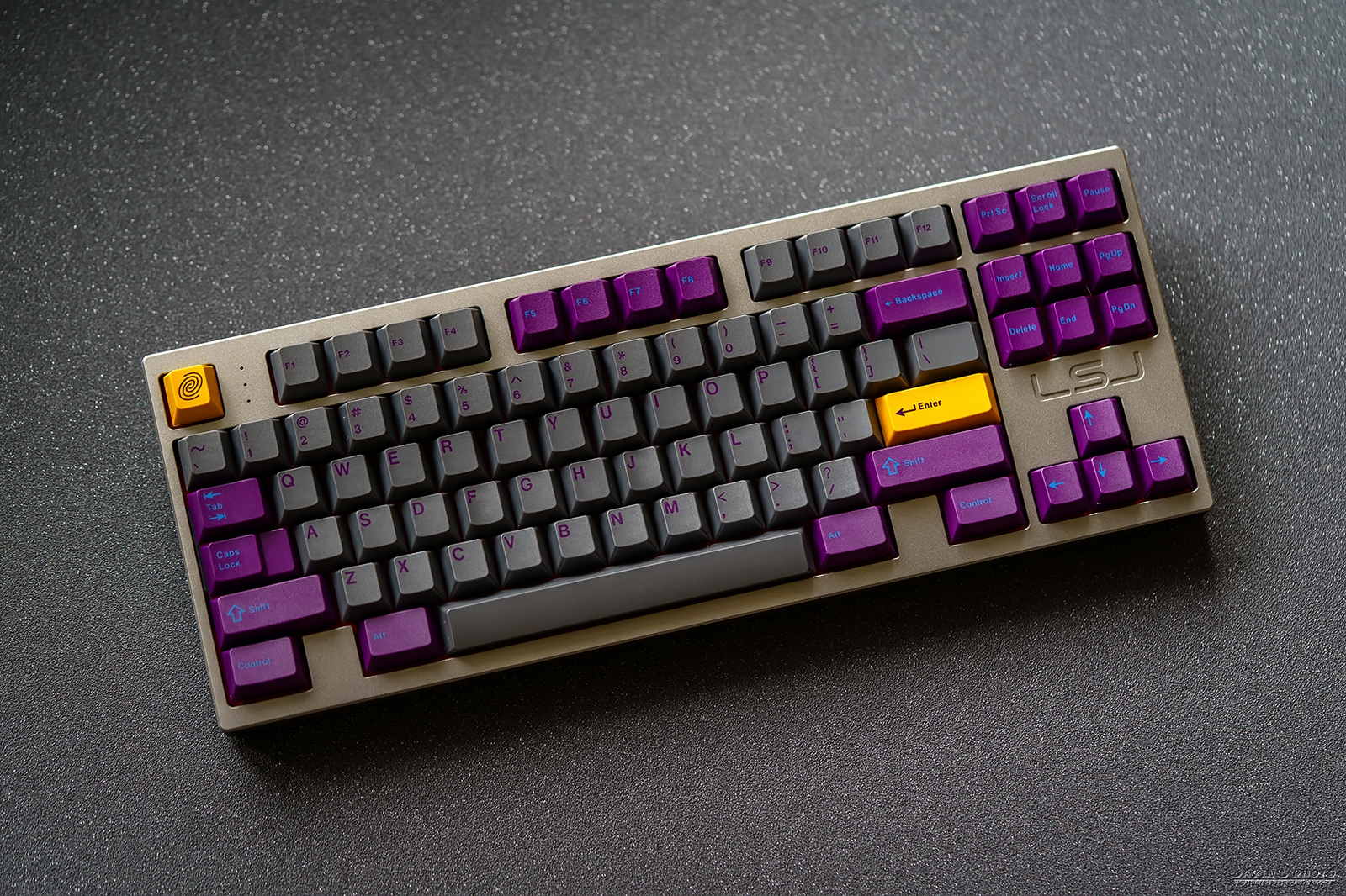 GMK Deep Space | MyLifeForEver