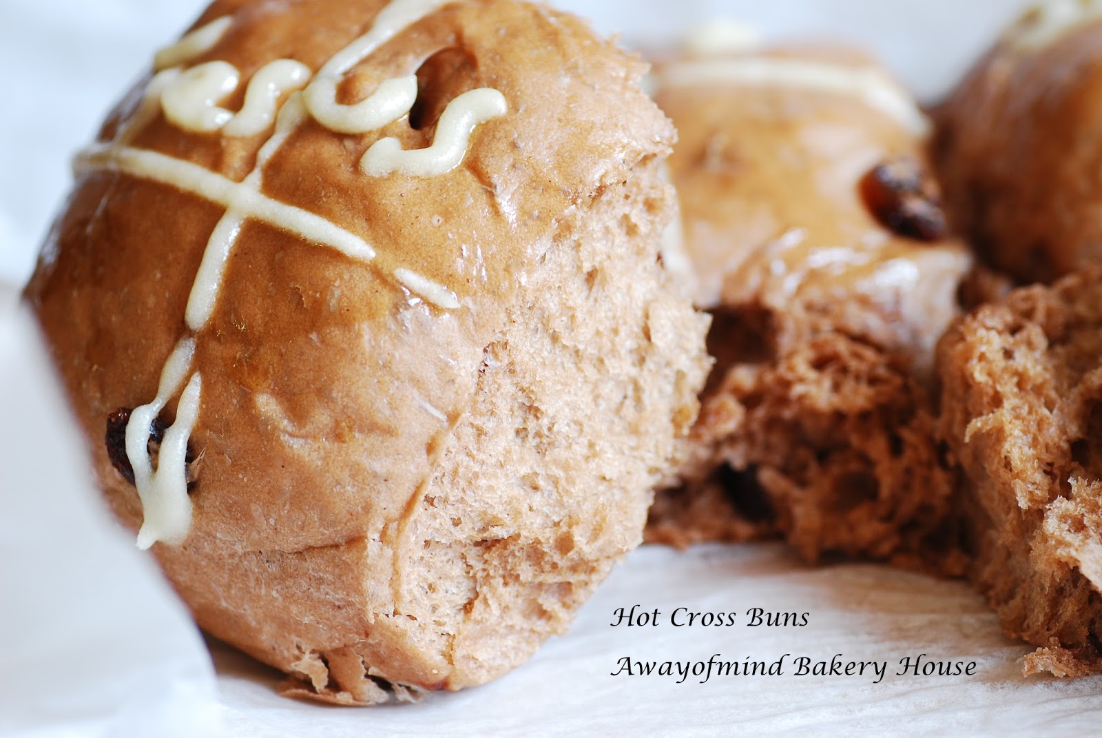 Awayofmind Bakery House: Hot Cross Buns (65C Water Roux / Tangzhong Method)