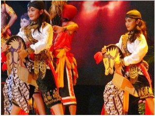 Jathilan is a traditional ~ UNIQUE INDONESIA