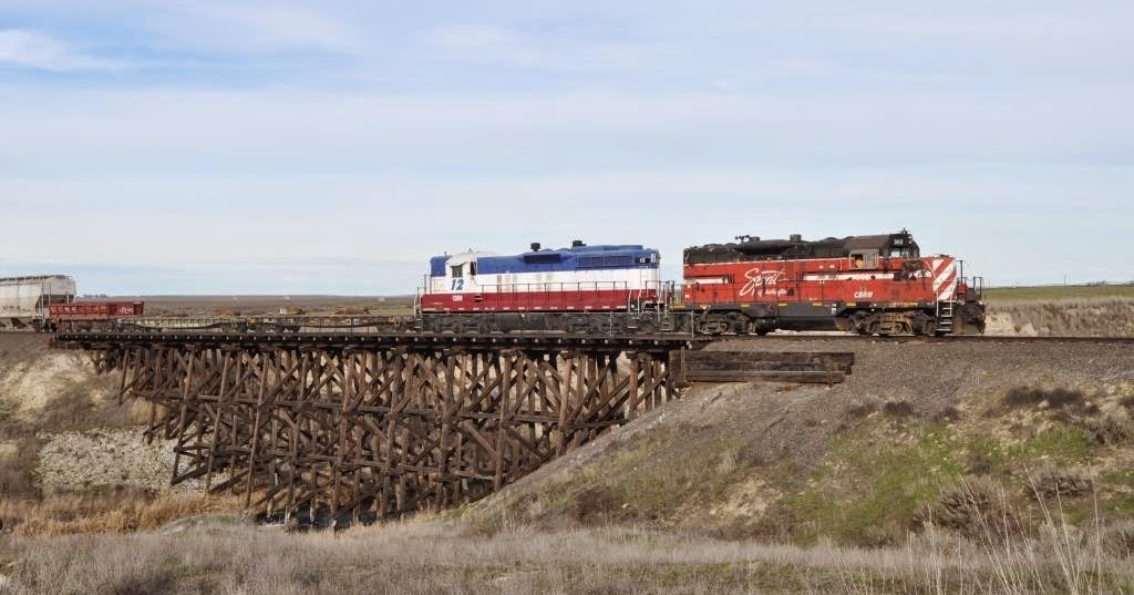 Highball 661 West: Shortline Railroads