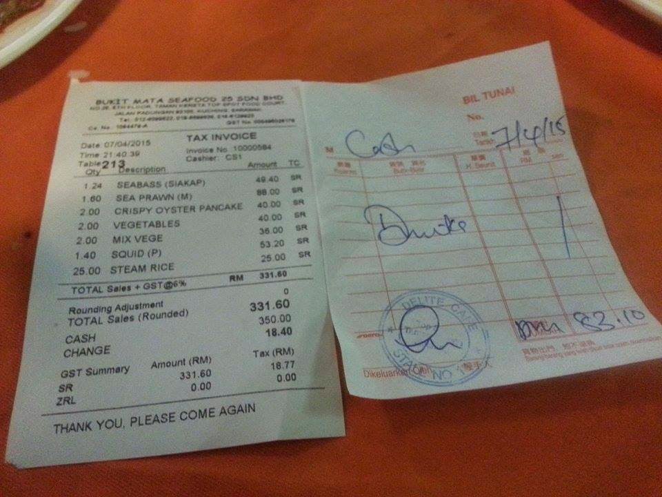 Makan Seafood Di TOP SPOT Kuching.