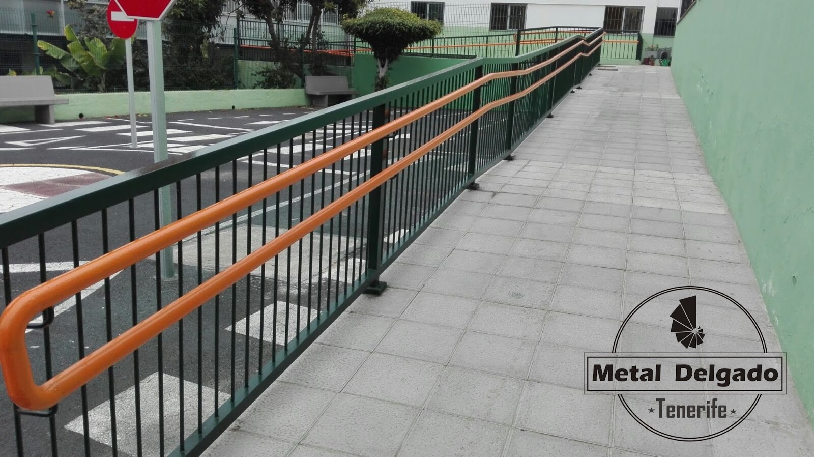 Acero Inoxidable Tenerife: Pasamanos con accesibilidad