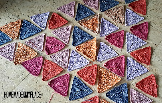 Shawl with triangles : part 1