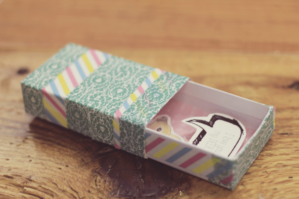 sassafras: greetings in a matchbox :: diy