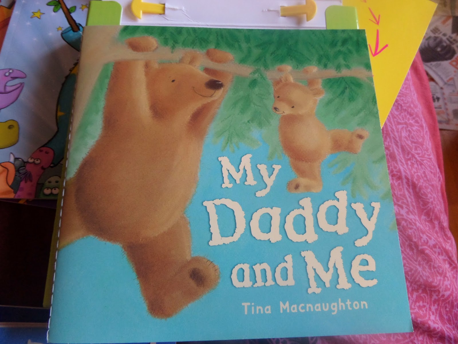 Madhouse Family Reviews: Me & My Daddy book & card set