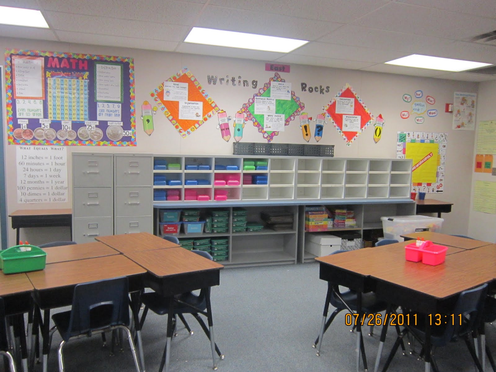 Teach from the Heart: MY very own 2nd grade classroom! :)