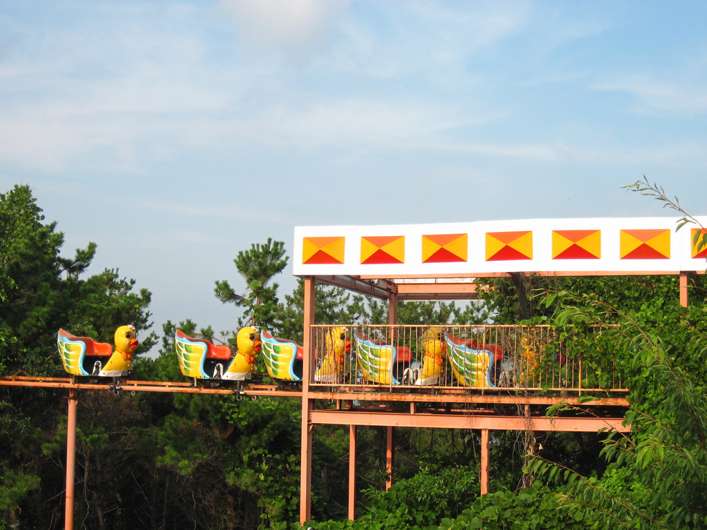 Deserted Places: Okpo Land: An abandoned amusement park in South Korea
