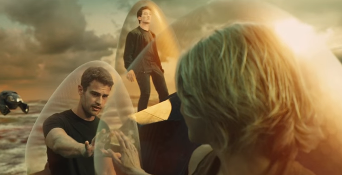 A série Divergente - Convergente - DVD, sofá e pipoca