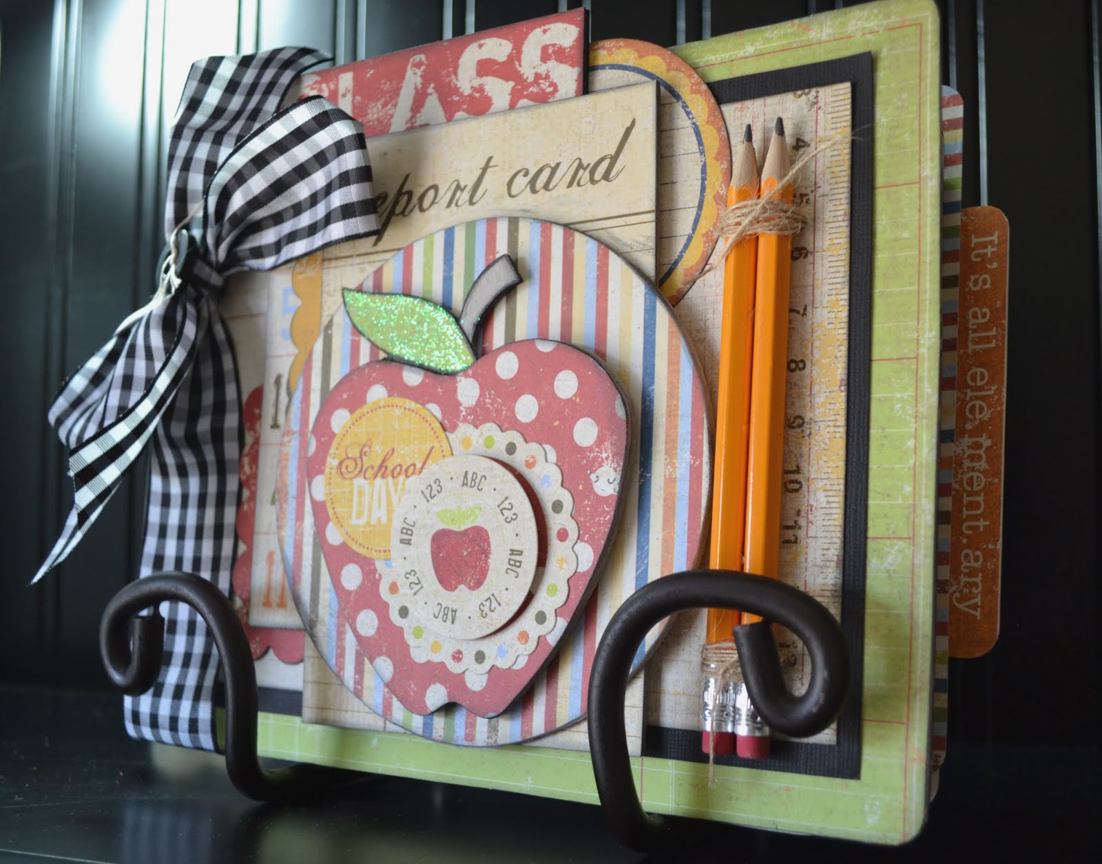 Scrappy Stuff: School Days Mini Scrapbook Album